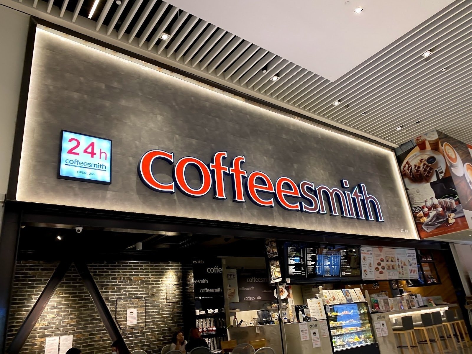 Coffeesmith (Suntec City): A Work-Friendly Place in Singapore